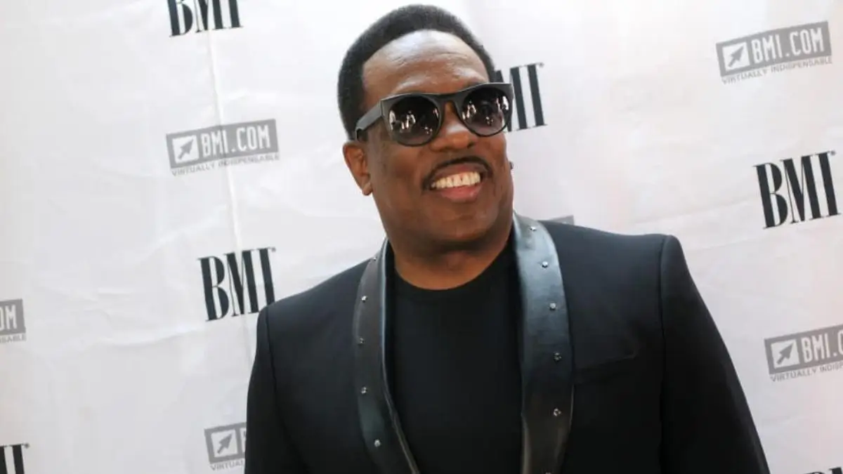 BLK ALERTS - ‘He Does Not Look Well’: Charlie Wilson Seen Sweating ...